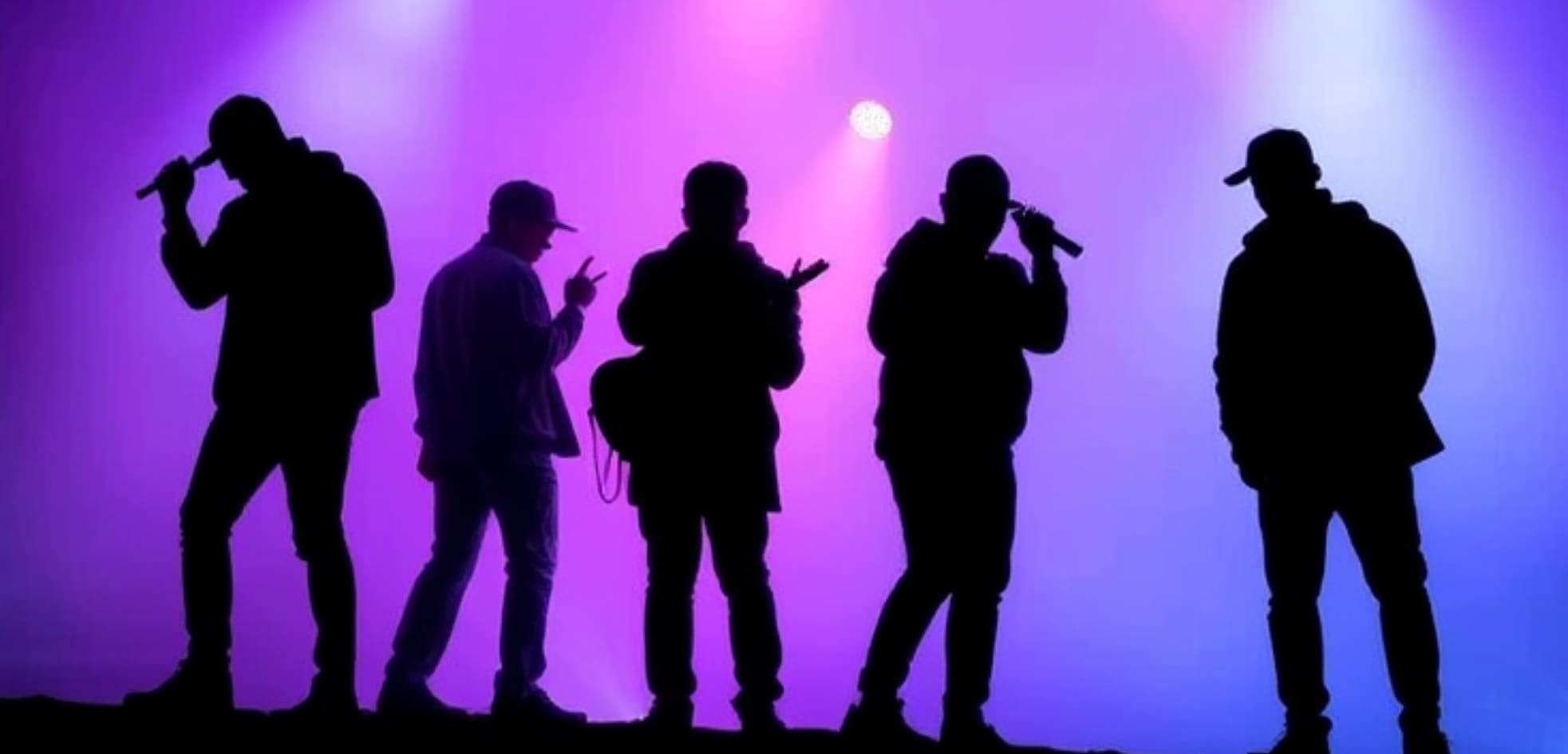 5 Popular Chill Hop Artists You Should Be Listening To